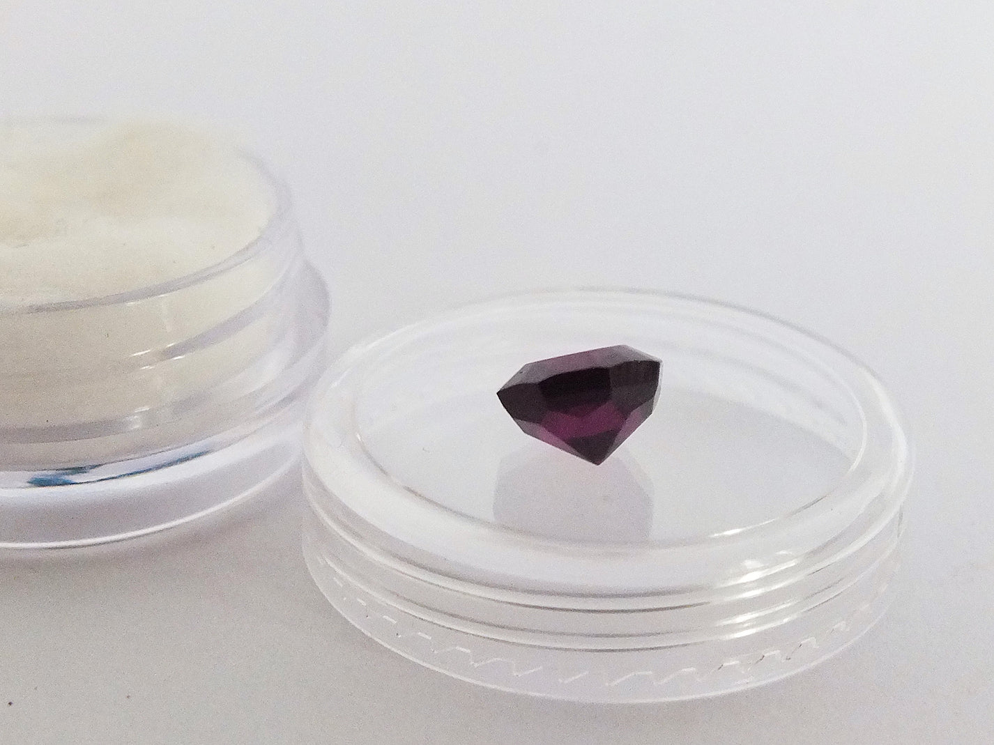 2.6c Round Cut Purple Garnet – Stonesandbones